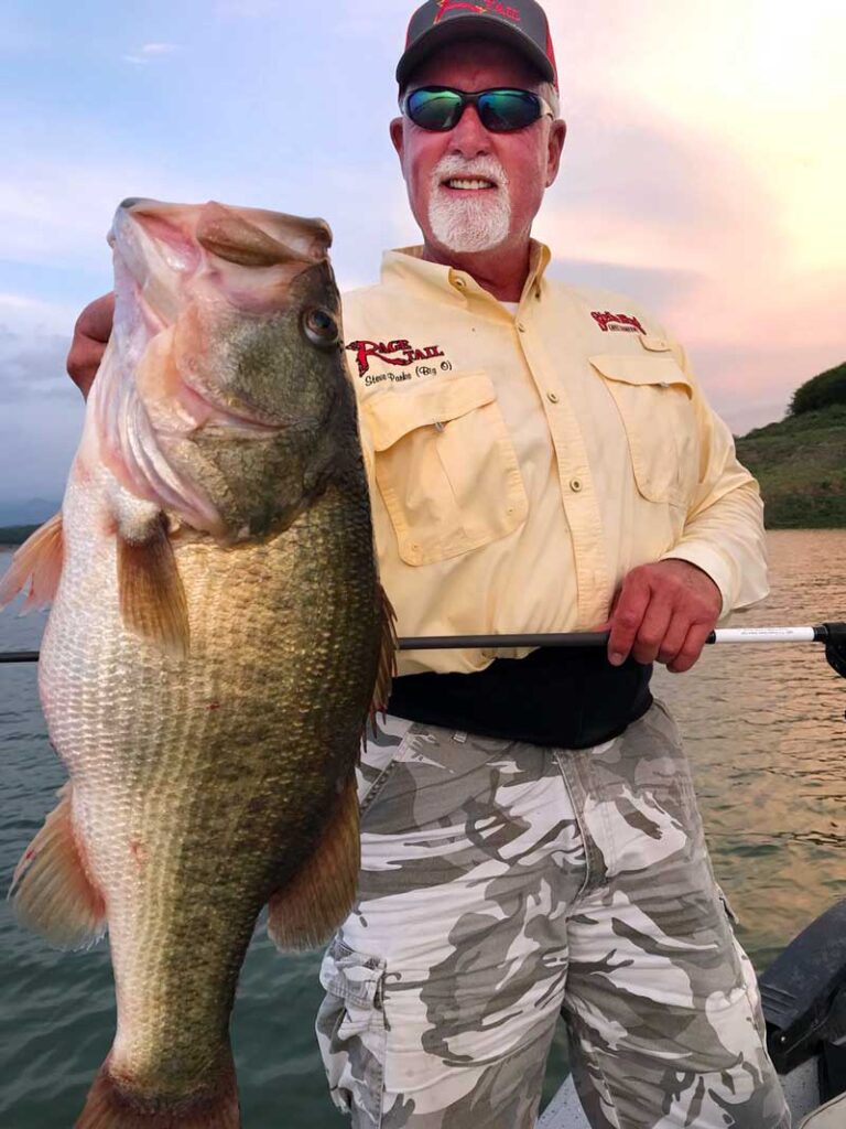 Ron Speed Jr’s Adventures MX – ¡La mejor pesca de lobina del mundo!